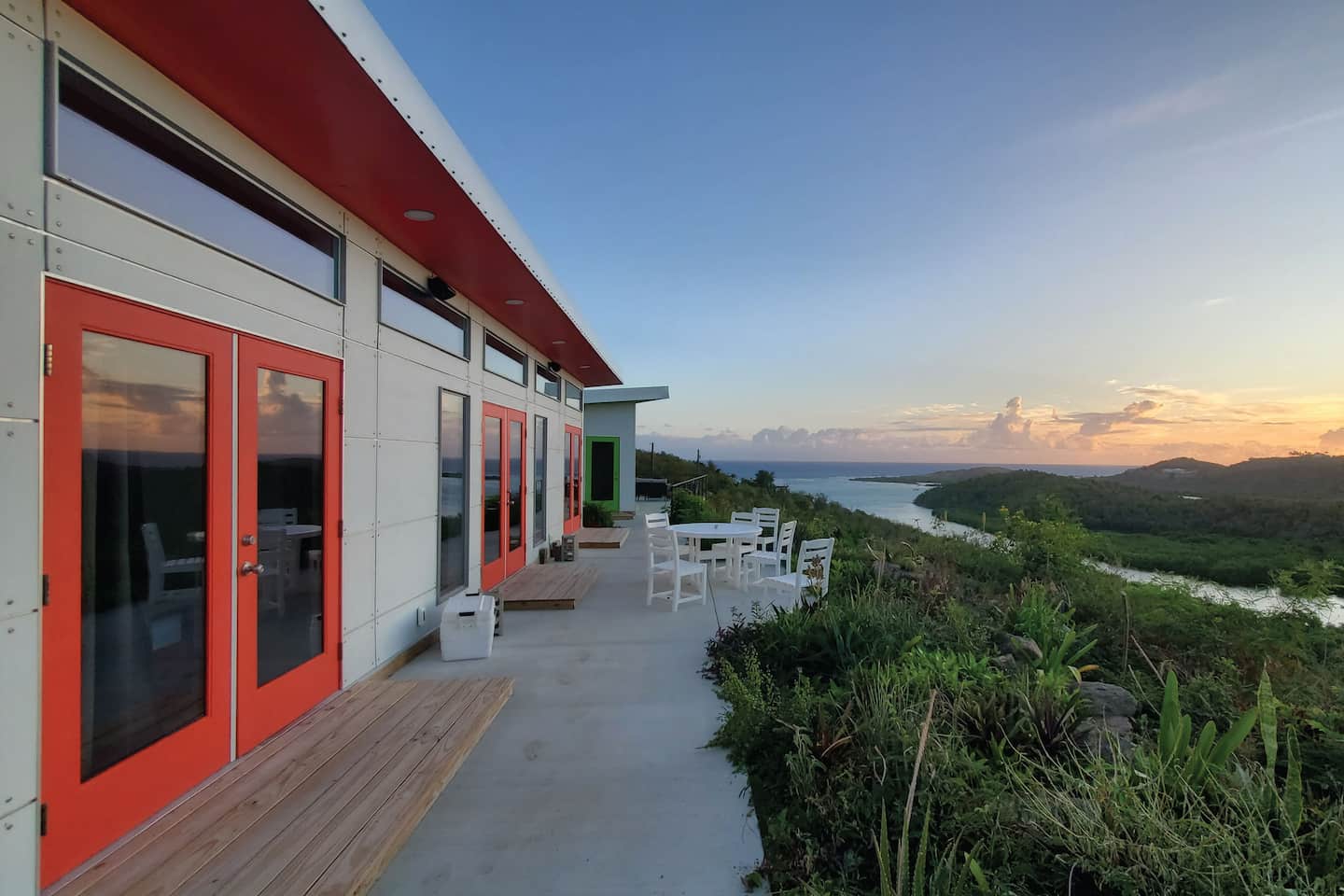 Prefab Modern Sheds and Backyard Studios | Studio Shed